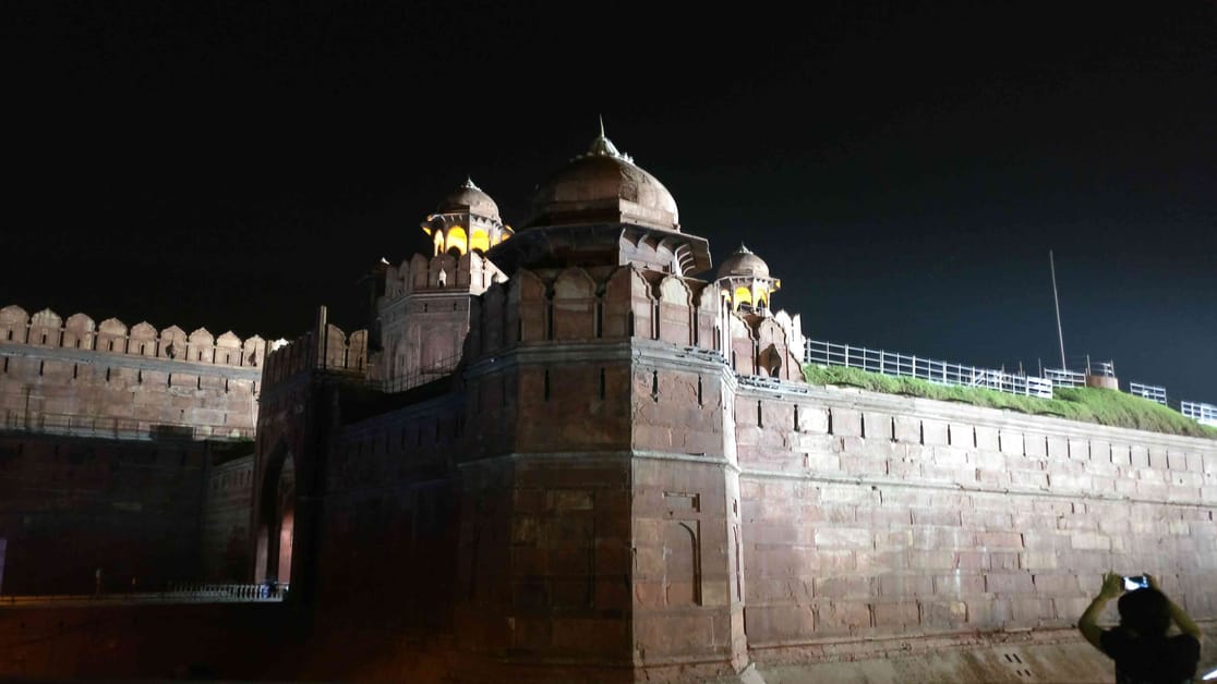 Catch The Good Old Light And Sound Show At Red Fort | LBB