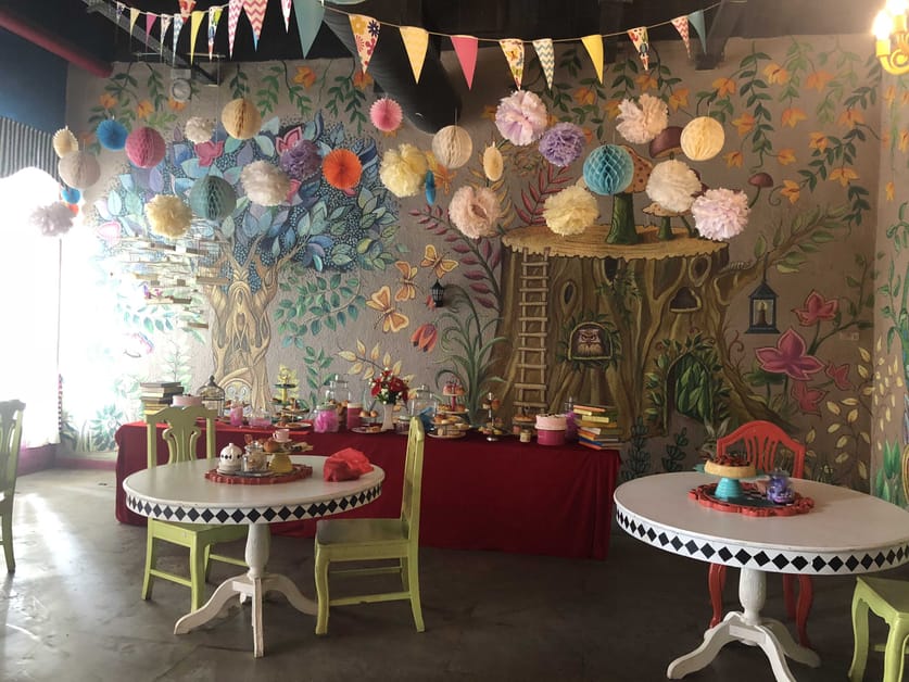 So Much More Than Fun Rides: Check Out Amazing Themed Restaurants At ...
