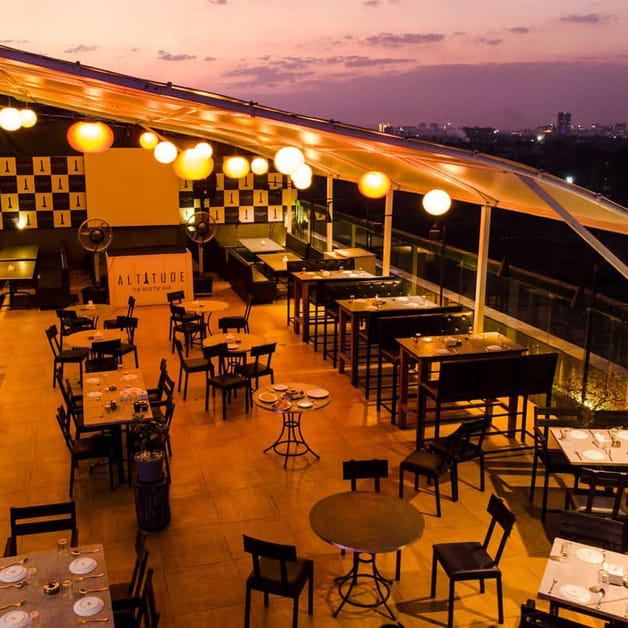 Rooftop Lounges/Restaurants In Pune | LBB Pune