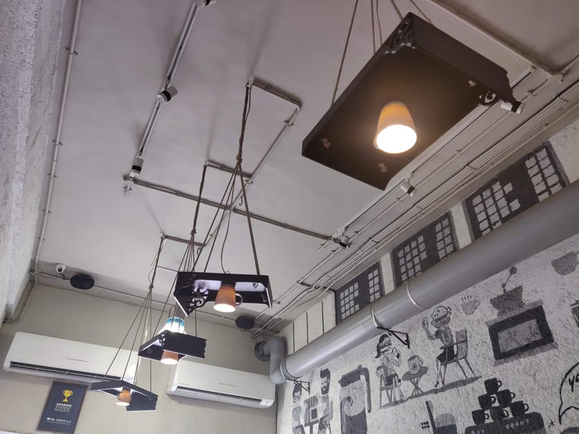 Check Out This Hidden Cafe That Serves A Wide Variety Of Cuisines! | LBB