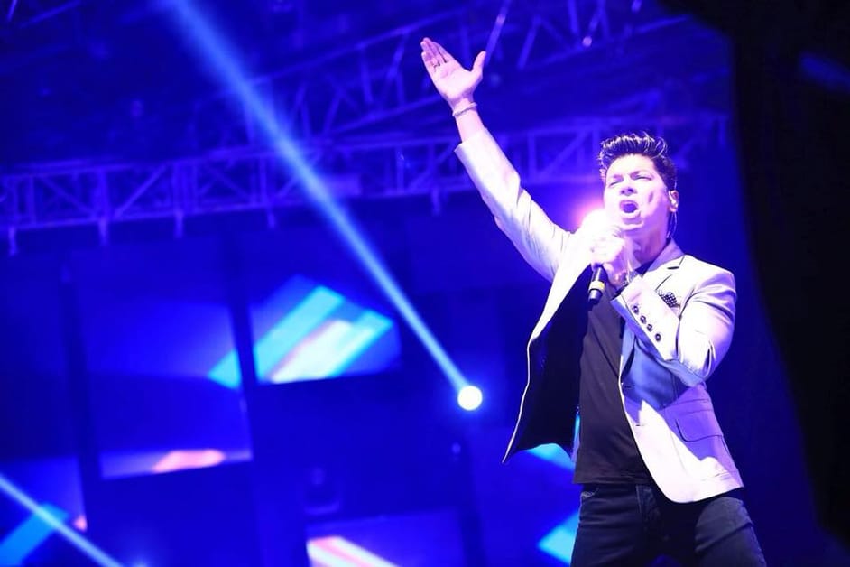 Shaan & KK Live Performance | LBB, Kolkata