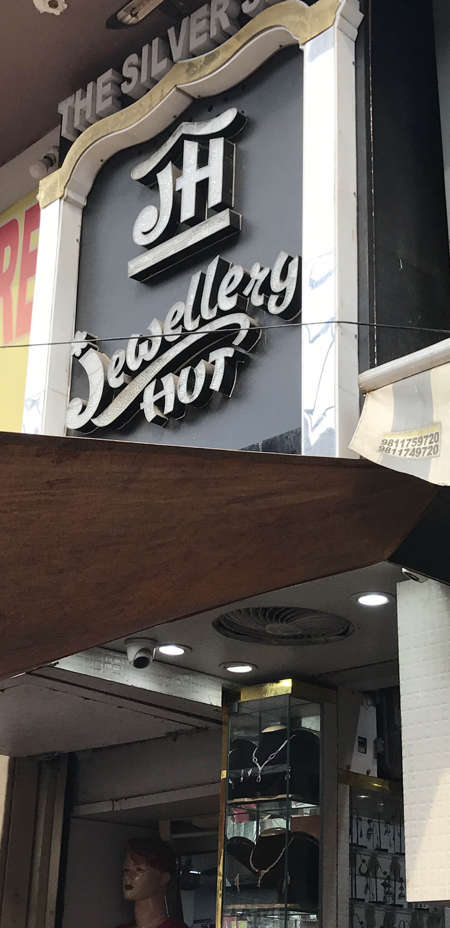 Jewellery Hut Kamla Nagar For Safe Piercings LBB Delhi