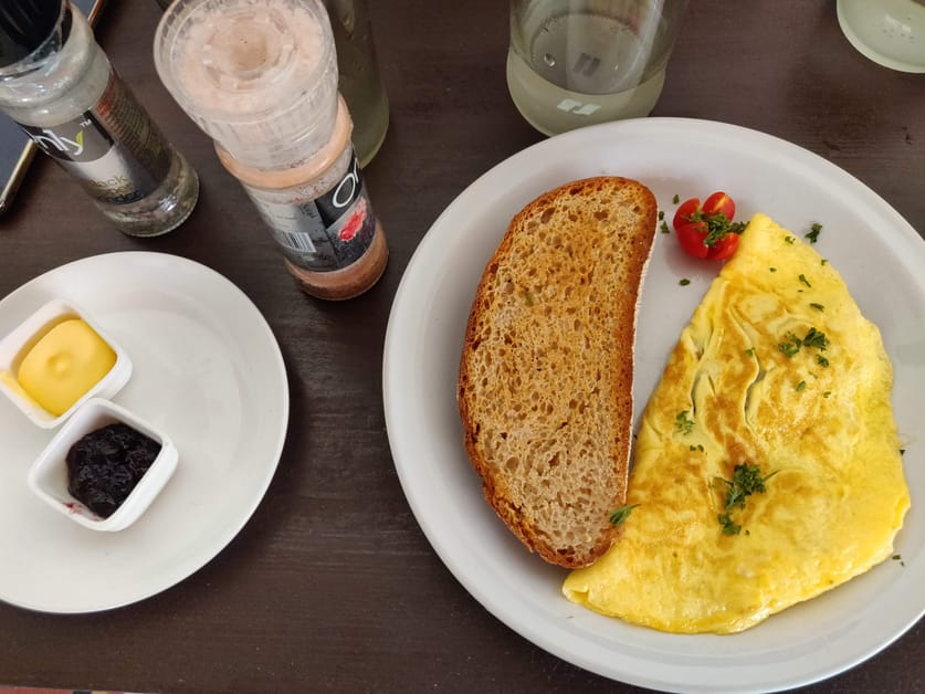 When In Goa, Breakfast At Bodega Is Always A Good Idea | LBB