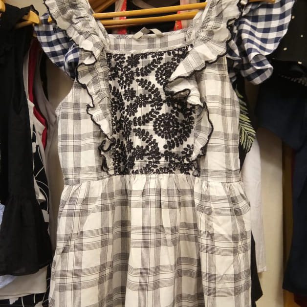 Shop From Link Square Mall In Bandra I LBB, Mumbai