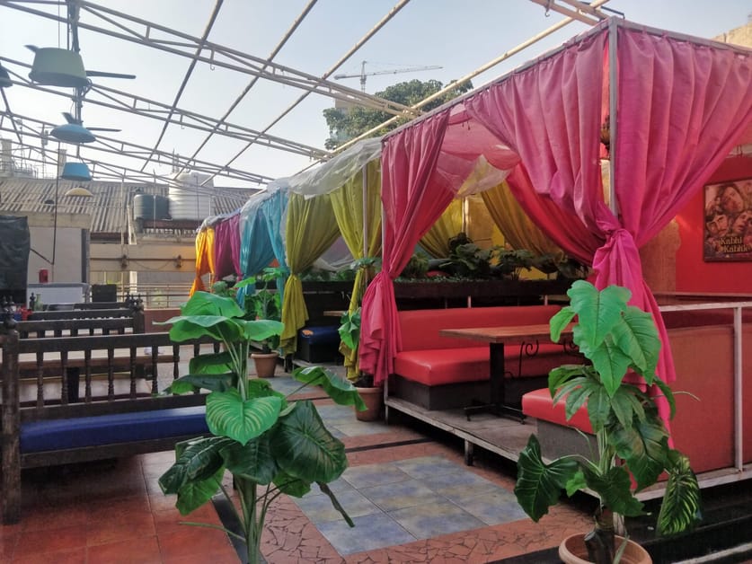 Drop By This Quirkiest Modern Indian Dhaba For Some Amazing Delicacies ...