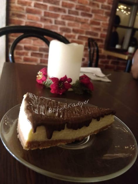 Amazing Desserts, Yum Hot Chocolate & Much More: Chantilly Cafe Is A ...
