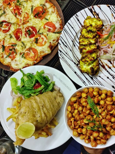 Live Music, Pool Table, Terrace & Great Food! This Place Is All Hearts ...