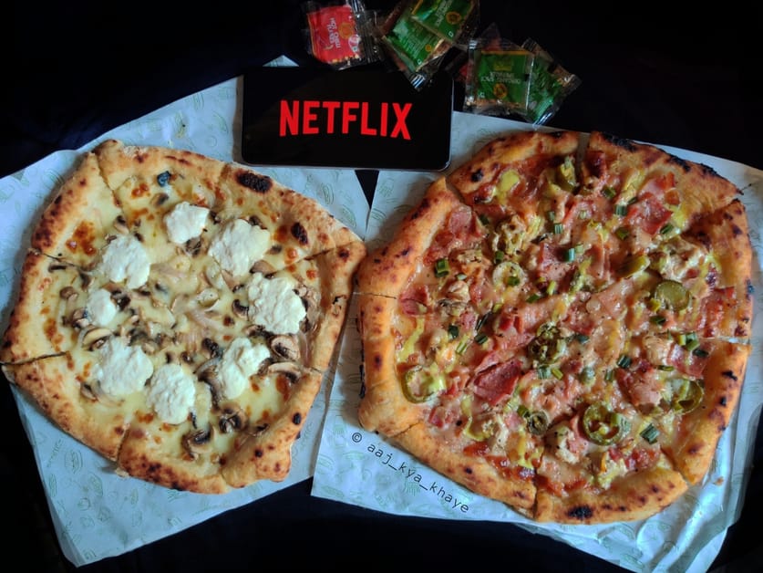 Pair Your Netflix Binge With These Delicious Pizzas! | LBB