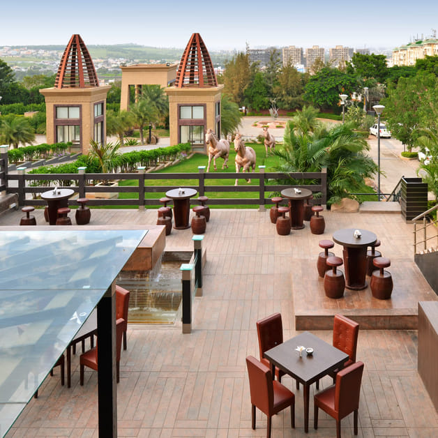 24 Best & Iconic Eateries And Restaurants In Pune You Can't Miss | LBB