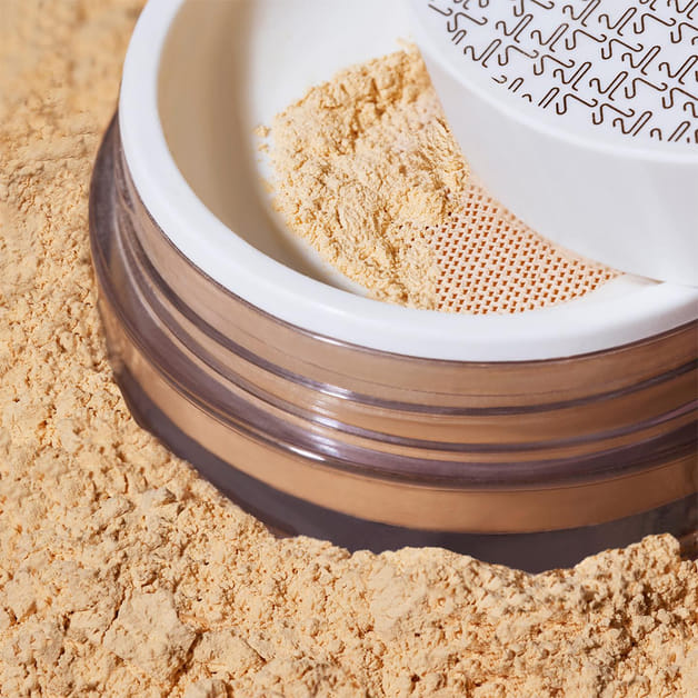10 Best Loose Powder To Set Your Base From AM To PM | LBB