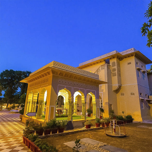 Chomu Palace: Everything About This 300 Year Old Heritage Hotel LBB