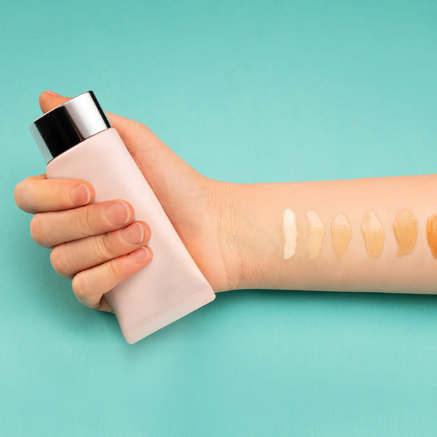 8 Best Foundations For Combination Skin | LBB