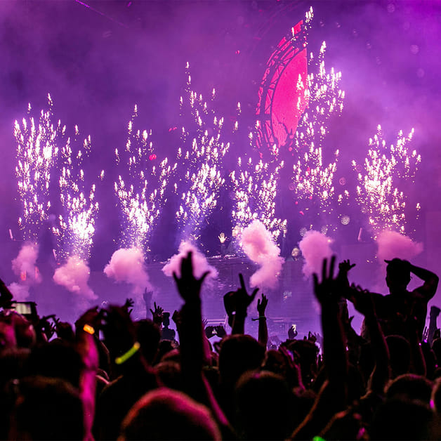 11 Best Nightclubs In Pune You Should Not Miss | LBB