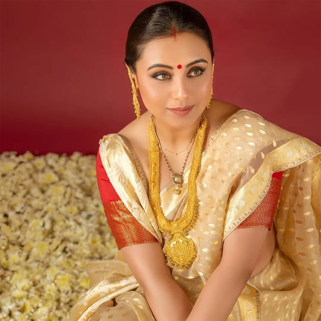 Best Durga Puja Outfits To Try This Festive Season | LBB